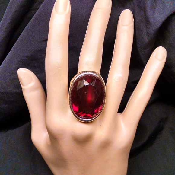 Jewelry | Elegant Sexy Stylish Large Stoned Cocktail Ring | Poshmark